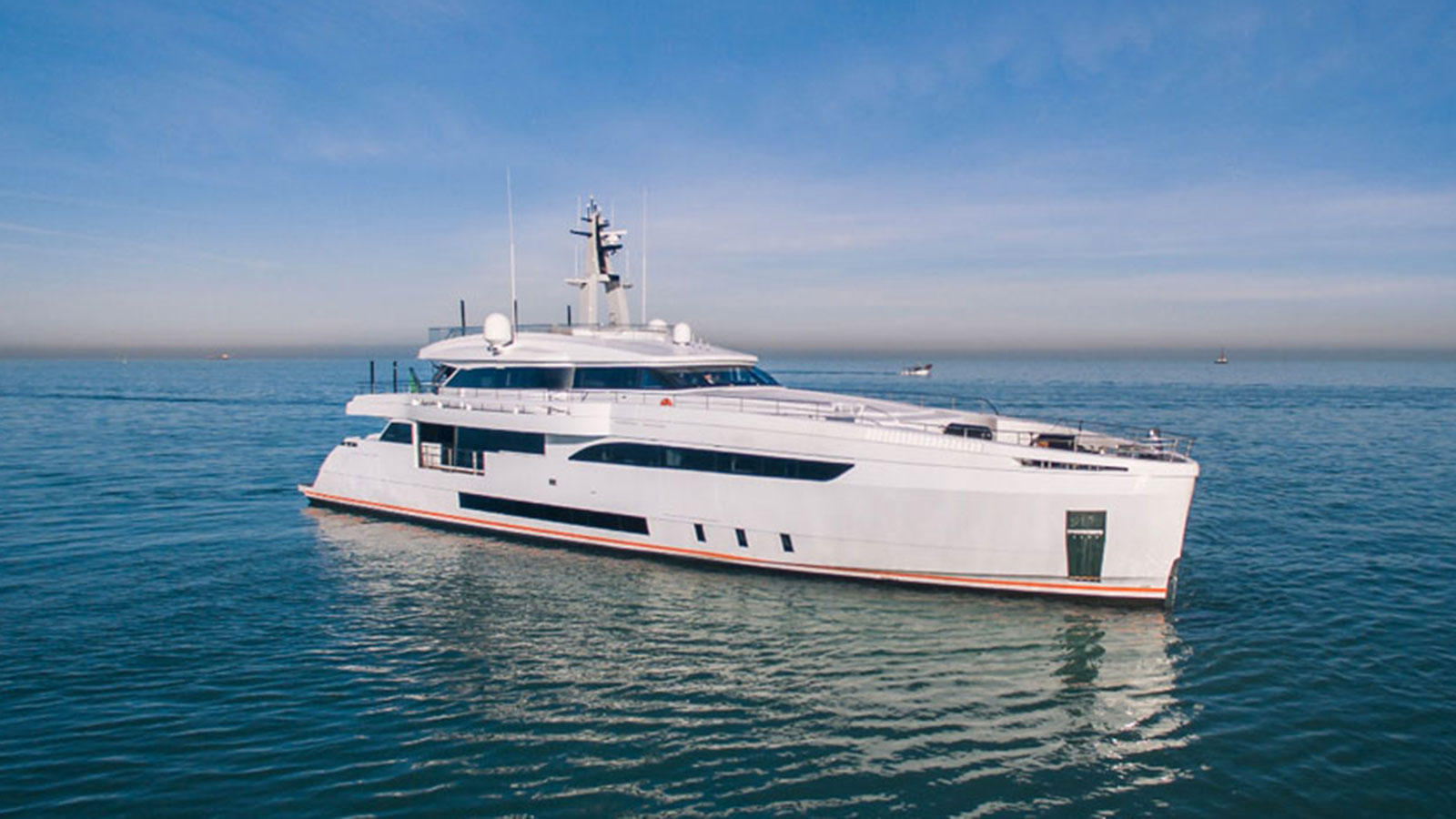 Yate WIDER 150 GENESI de 45 metros de eslora de Fulvio De Simoni