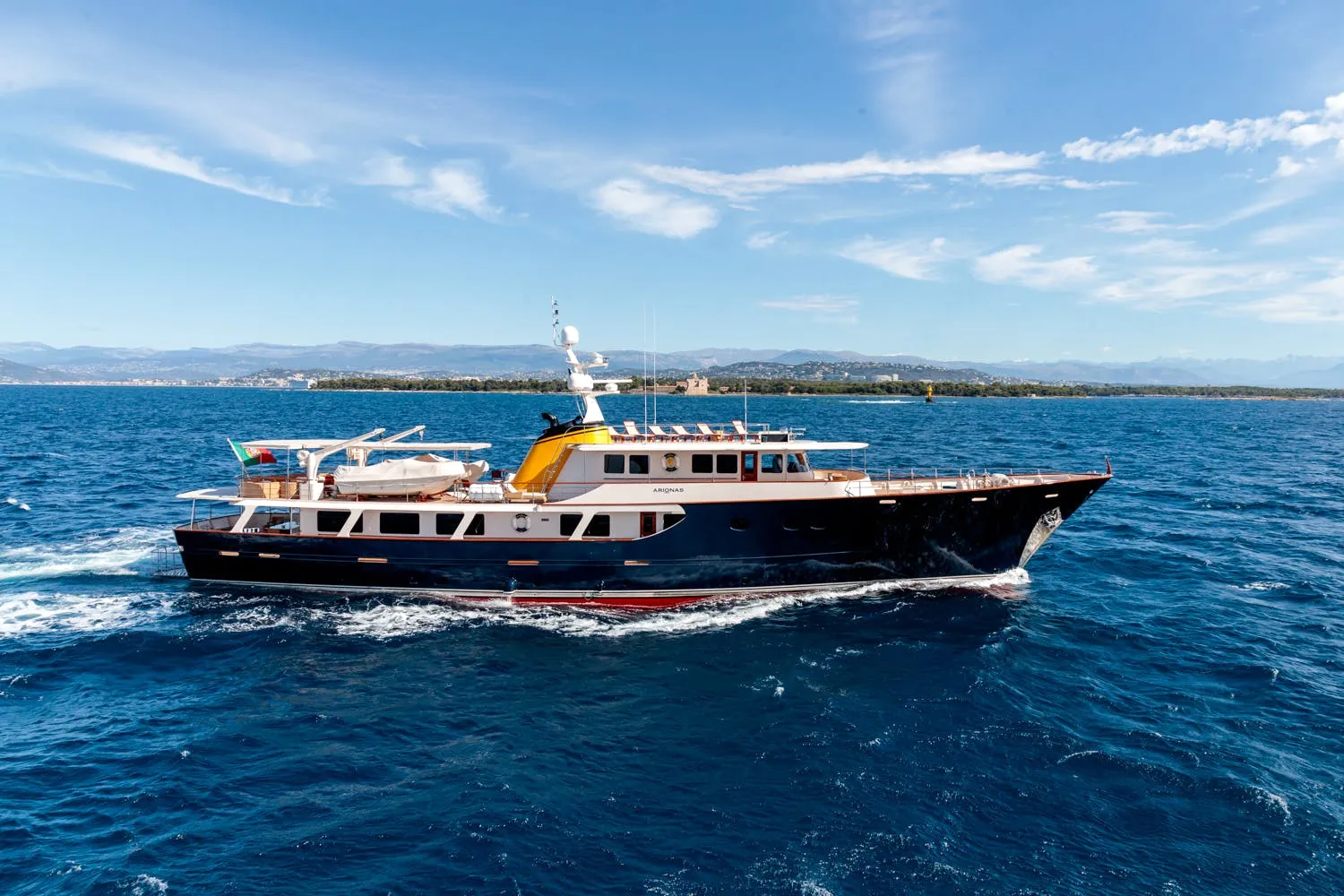Yate clásico ARIONAS de 40 metros de eslora de Clelands Shipbuilding