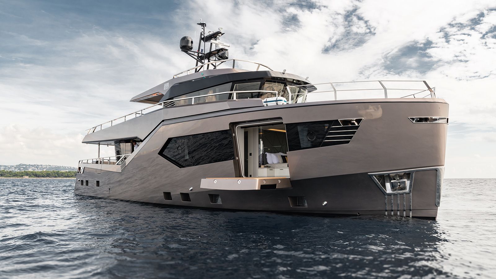 Nuevo yate explorador de 33 metros de eslora ROCK XL